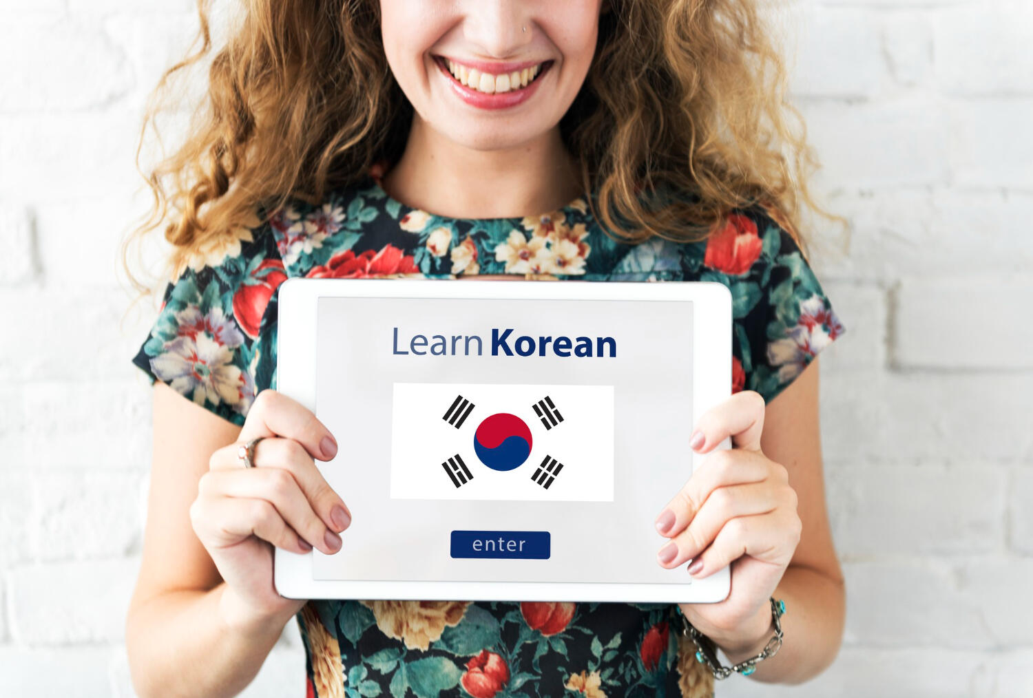 Best Korean Learning Apps and How To Use Them Effectively